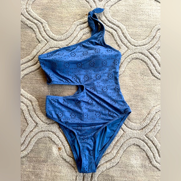 Aqua | Swim | Aqua Swim Cut Out Onepiece | Poshmark